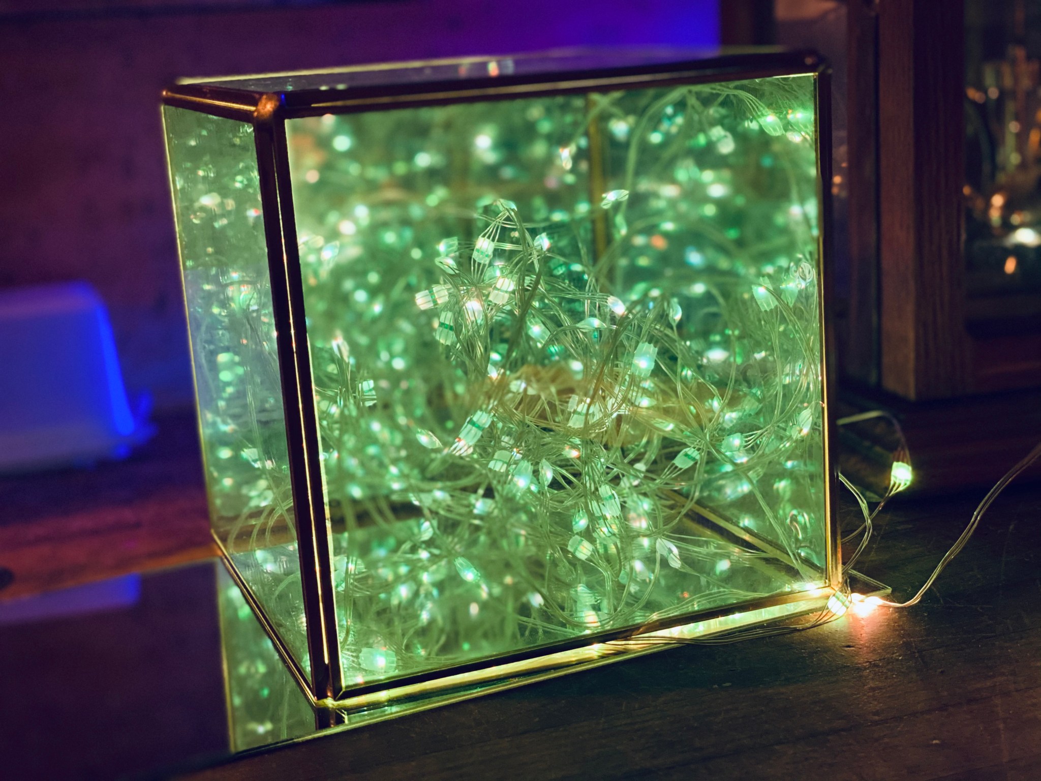 DIY Infinity Cubes – Embracing the Spectrum